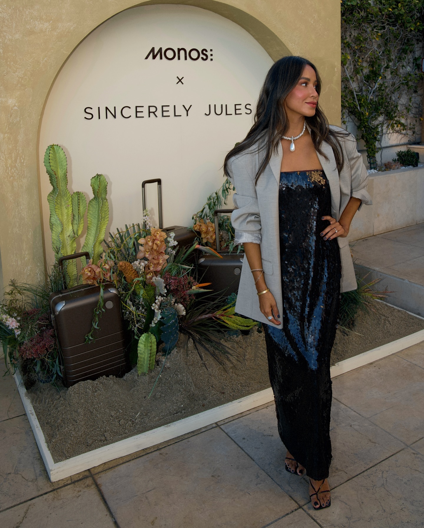 18057739366650617 - Sincerely Jules